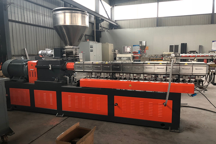 Mesin Extruder Plastik Dalchaebi